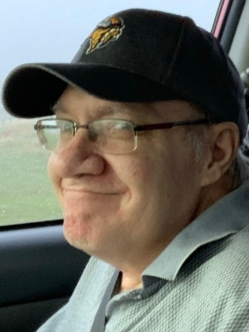 Lisa Sandidge's Instagram, Twitter & Facebook on IDCrawl